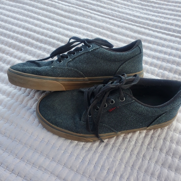Vans | Shoes | Vans Blackgrey Gum Bottom Lace Up Sneakers Mens Size 8 ...